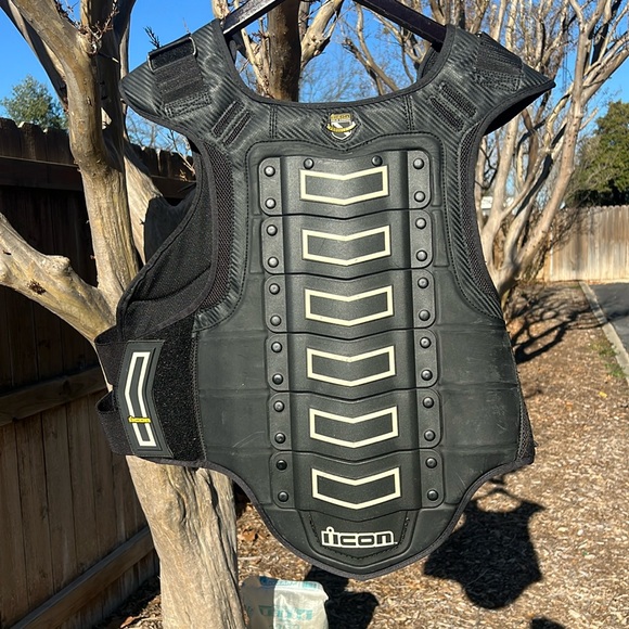 Other | Icon Field Armor | Poshmark